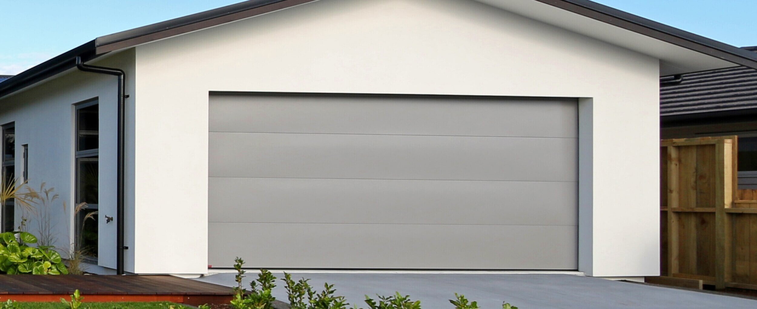 Dominator Valero Garage Doors in New Zealand - Dominator